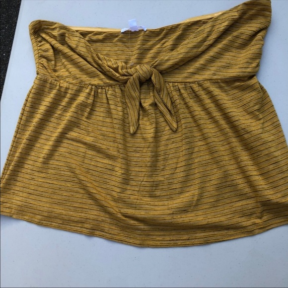 Socialite | Tops | Socialite Yellow Stripe Front Tie Top | Poshmark